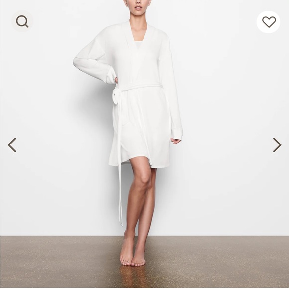 SKIMS | Intimates & Sleepwear | Nwot Skims Soft Lounge Robe | Poshmark